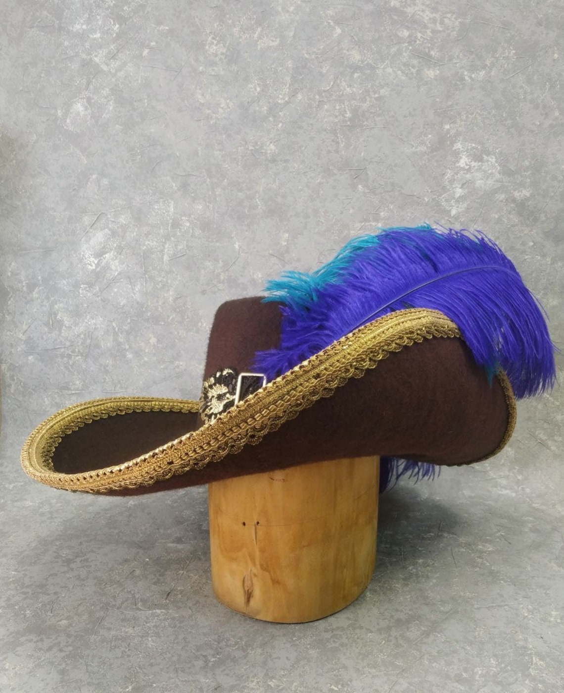 Musketeer hat with gold lace 17th Century s. XVII Cavalier | Etsy