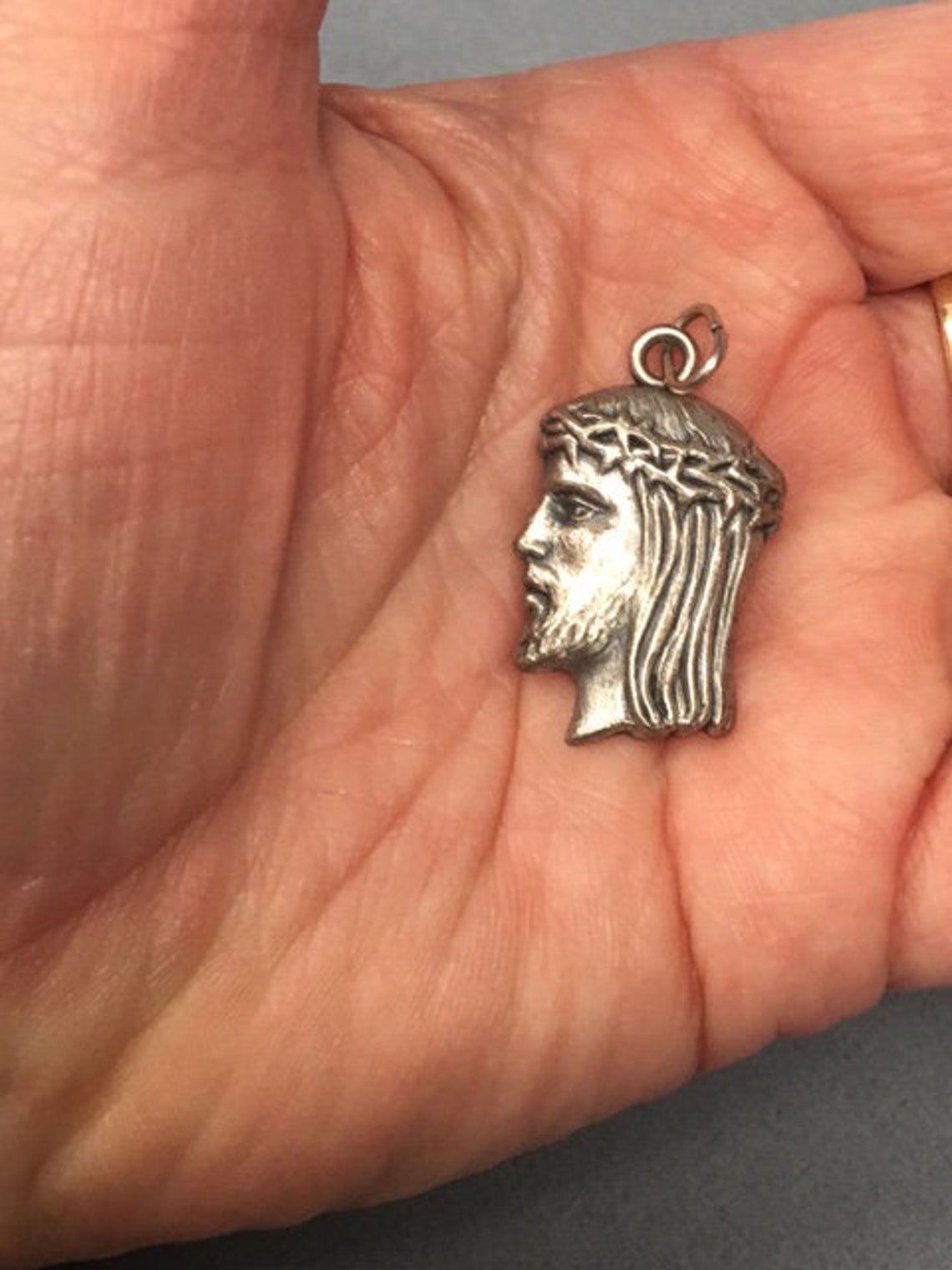 Christ Head Pendant Silver Jesus Christ Medal Crown Thorns Vintage ...