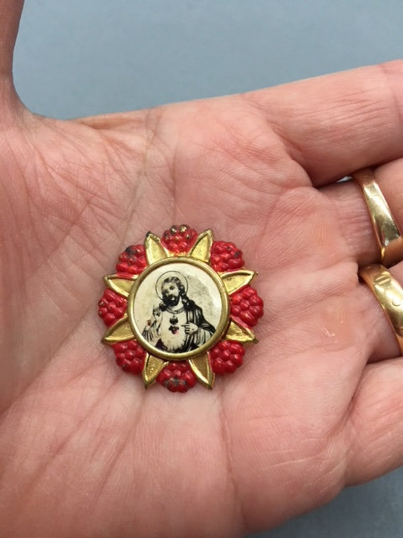 Sacred Heart Christ Brooch CZECHO Red Czechoslovakian Jesus - Etsy