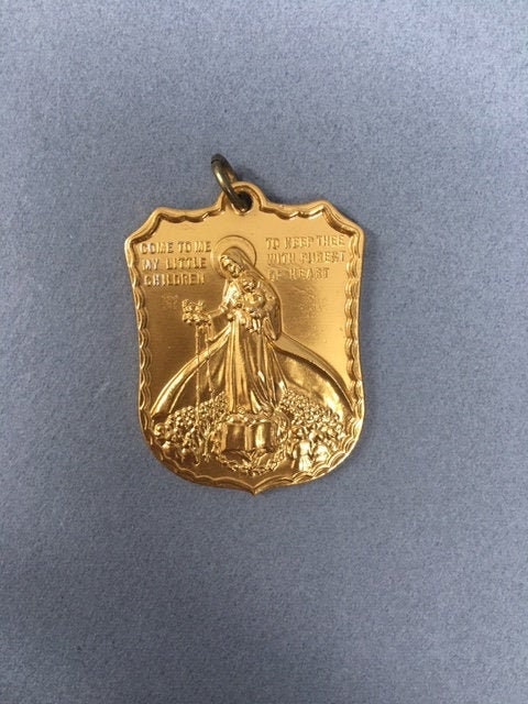 Virgin Mary Medal Shield Little Children Unity Peace Happiness - Etsy
