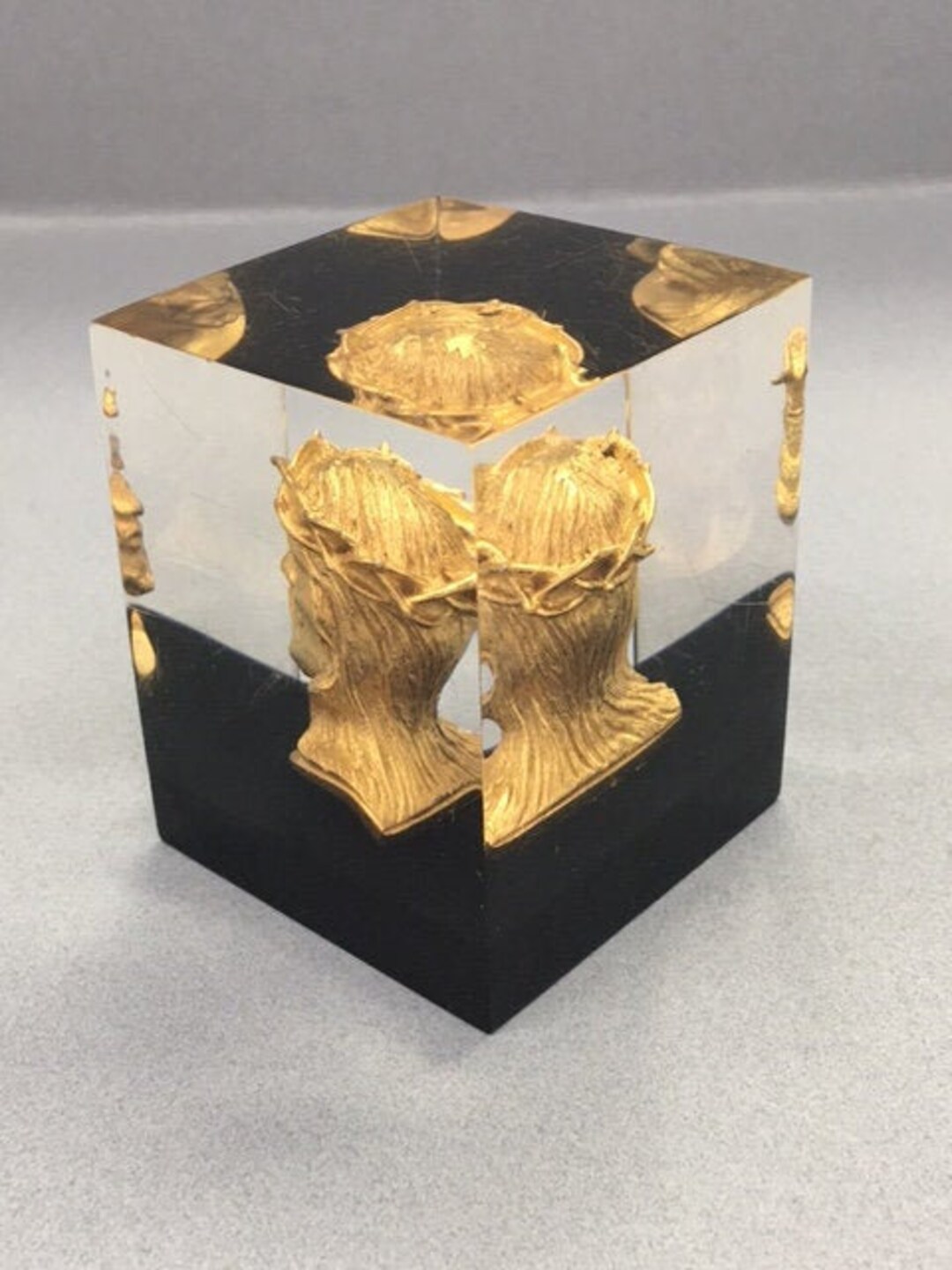 Jesus Christ Sculpture Cube Rare Gold Halogram Christian Vintage ...