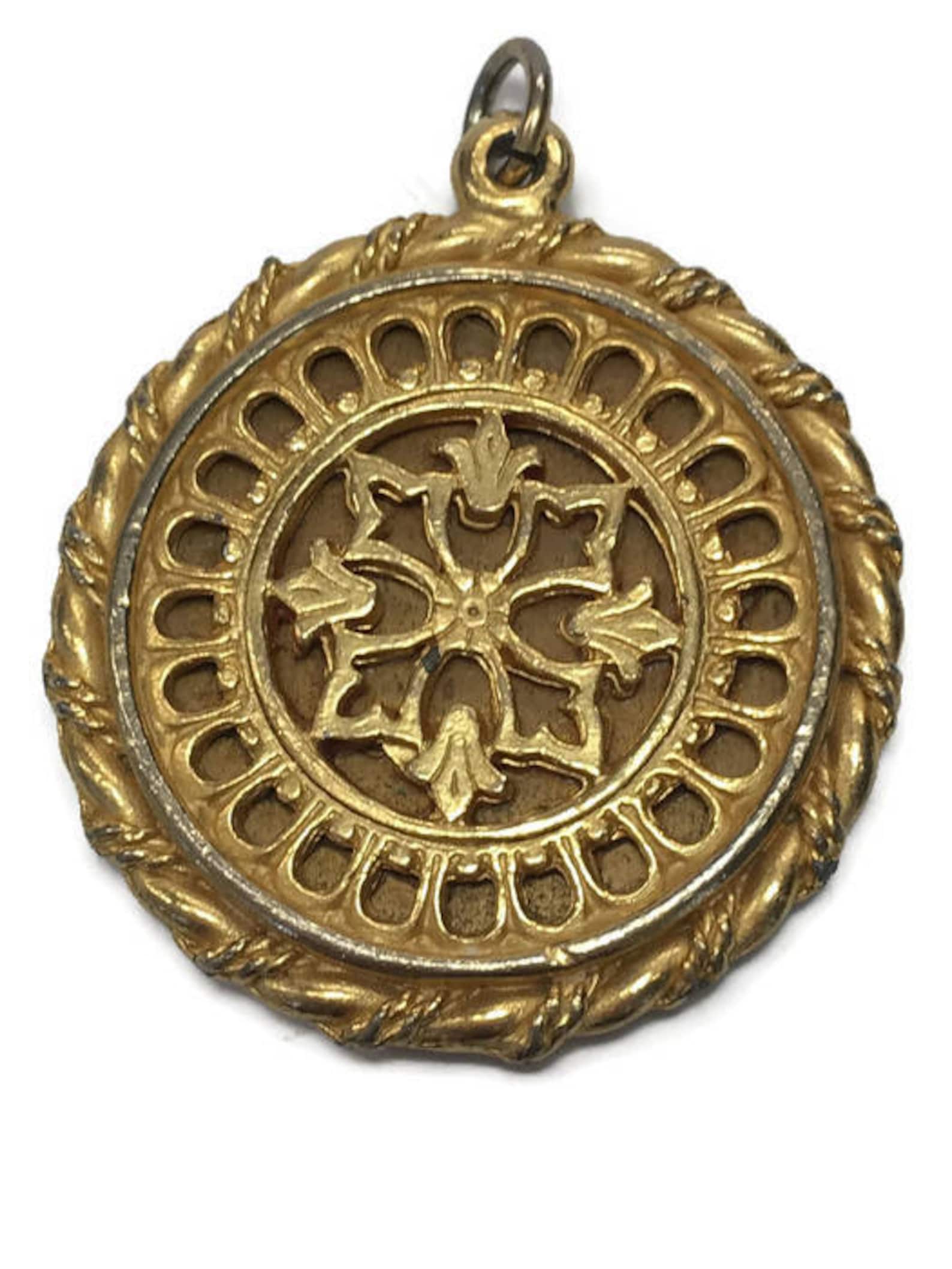 Praying Hands Pendant Gold Prayer Religious Vintage Christian Gift - Etsy