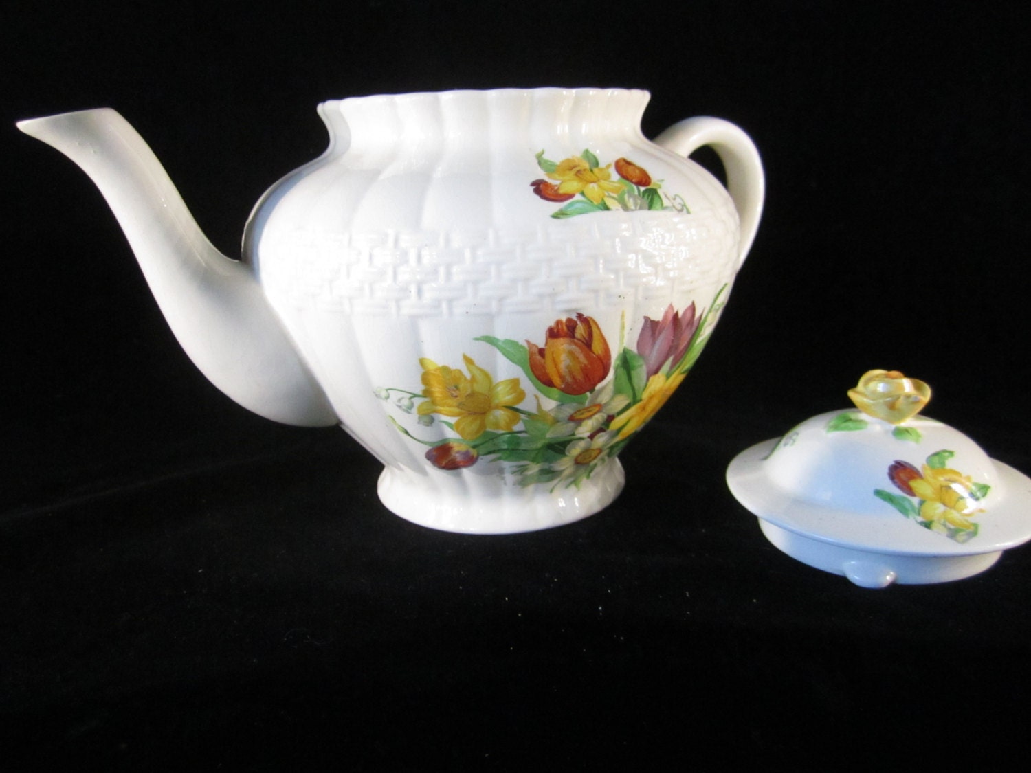 Vintage Ambassador Ware Teapot. | Etsy