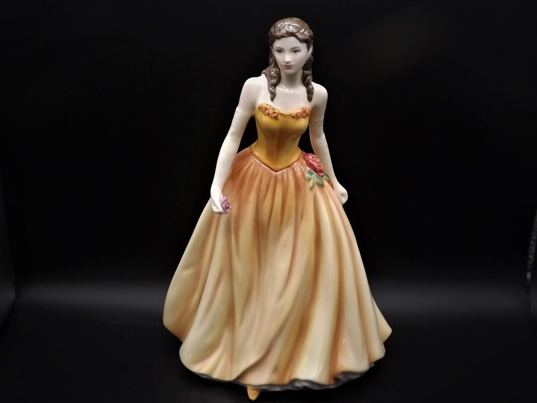 Vintage Royal Doulton Pretty Ladies Figurine rebecca HN 4768. Excellent ...