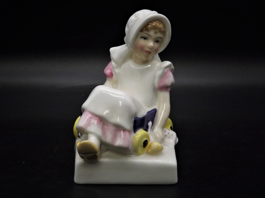 Vintage Royal Doulton "nell" Figurine HN3014 - Kate Greenaway Series - Etsy