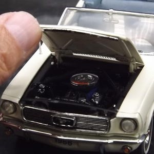Vintage Danbury Mint 1966 Ford Mustang Convertible Diecast Model With ...