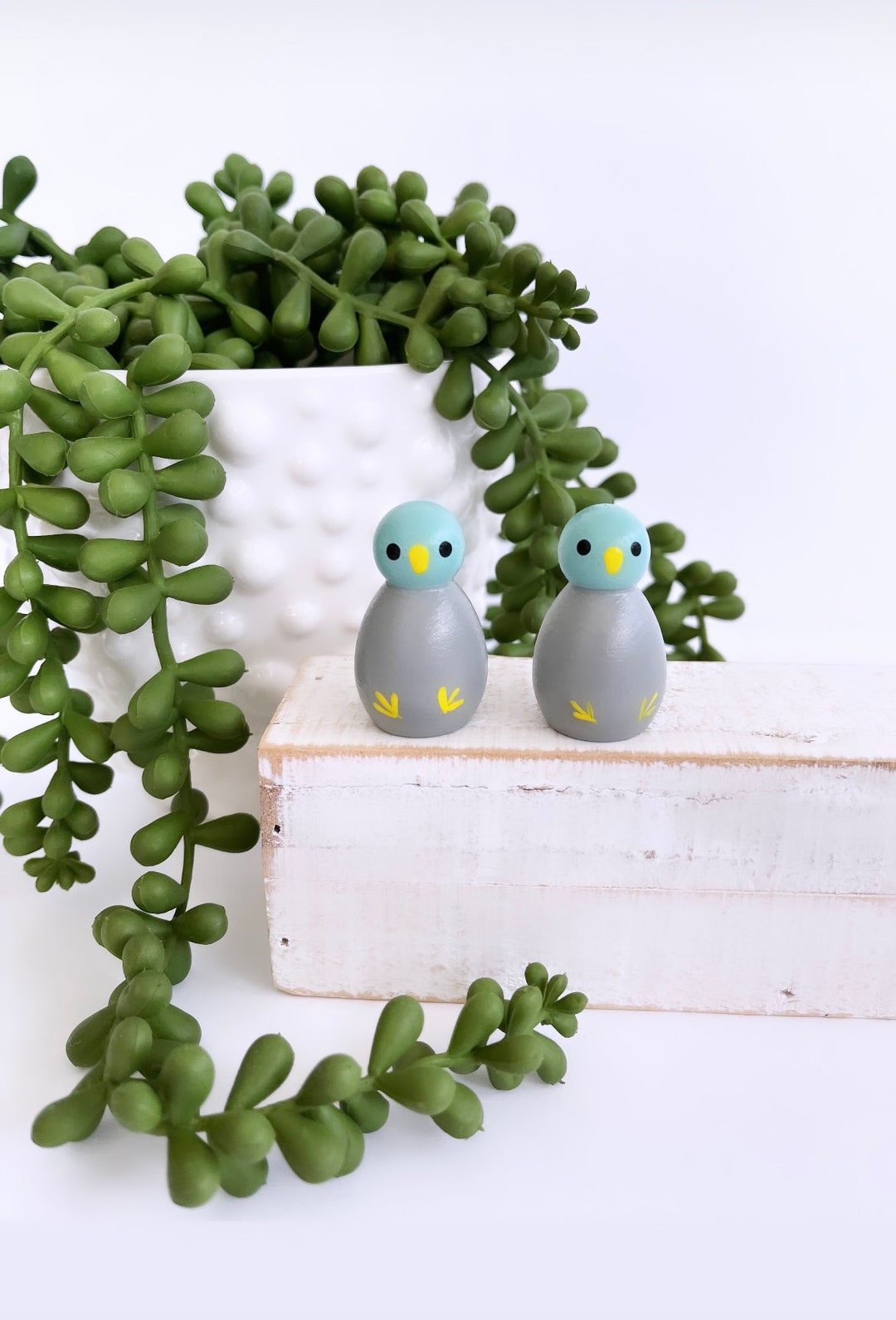 Set of 2 Pigeon Bird Peg Dolls One Inch Tall City Community Modern Wood ...