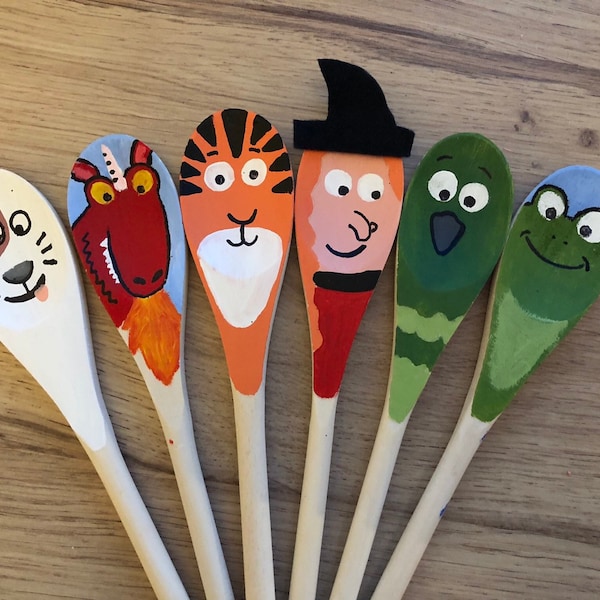 Wooden Spoon Puppets - Etsy UK