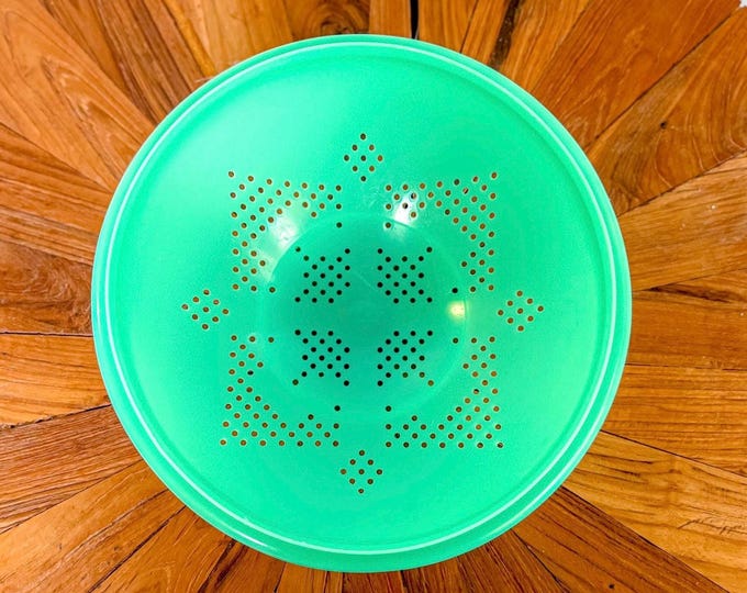 Vintage Tupperware Green Colander, 1960’s - Etsy