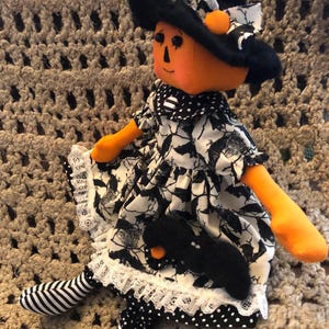 Raggedy Primitive Pumpkin Doll - Etsy