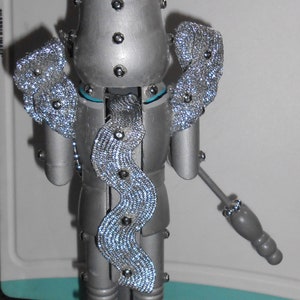The Mighty Tin Man Wooden Nutcracker From the Wizard of Oz With A Sword ...