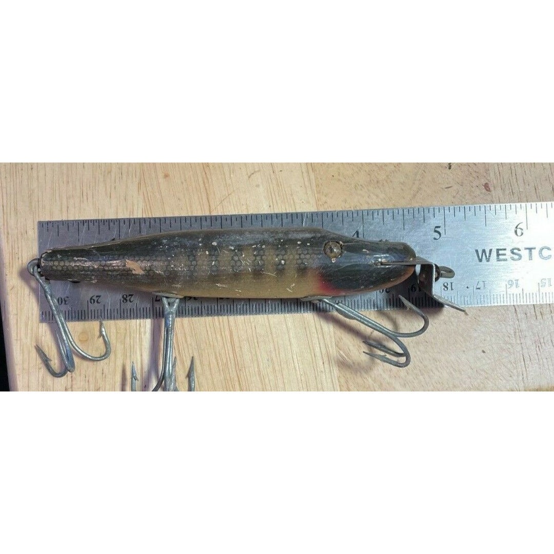 Vintage CCB Co. Garrett Wood Fishing Lure B - Etsy