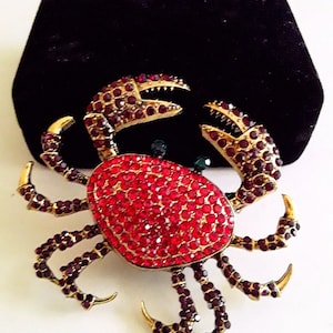 HEIDI DAUS Red Crab Brooch, Crystals, Black, Bronze Tone, Impressive ...