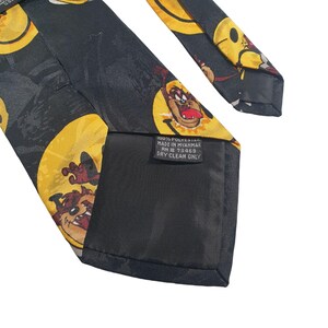 Looney Tunes Mania, Taz, Mens Necktie Tie Smiley Designer Accessory ...