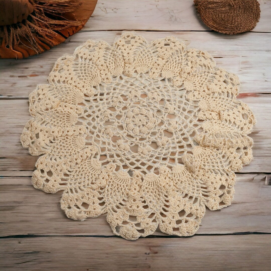 Handmade Doily Crochet Floral End Table 17" Vintage Nana Grandma Lace ...