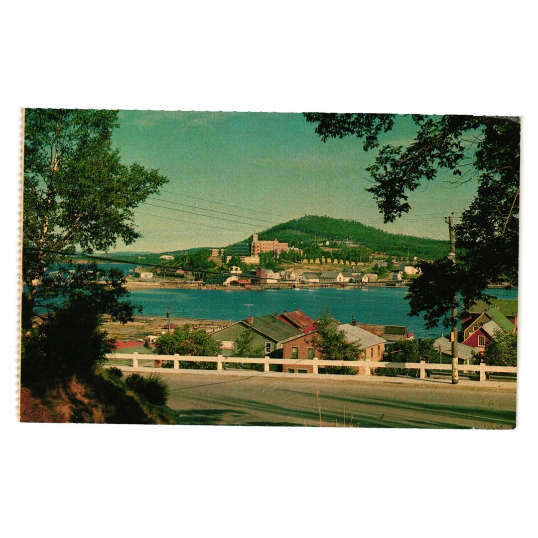 Vintage Postcard LA GASPESIE Canada Garbor Terrasses Baker Gaspe ...