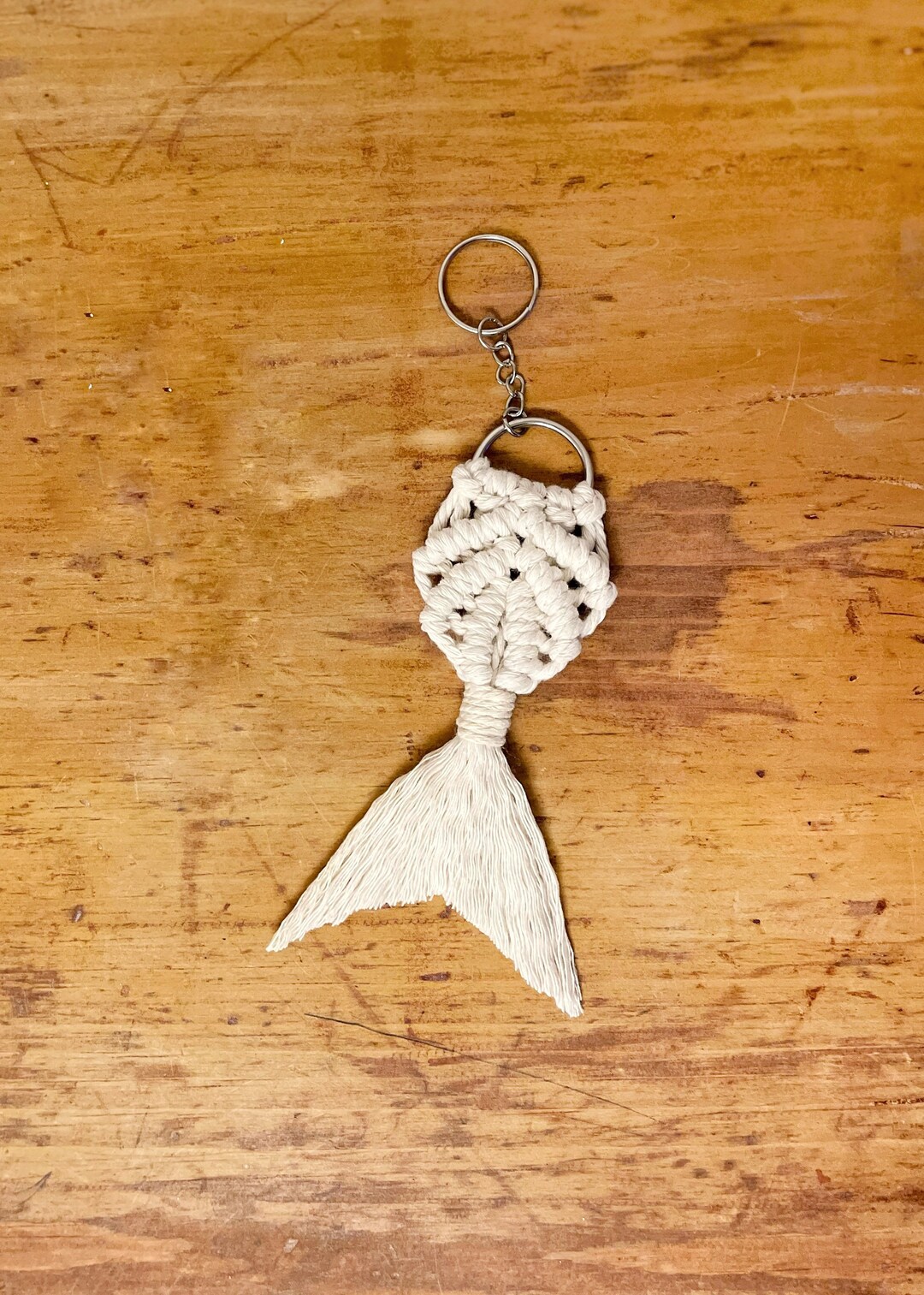 Macrame Mermaid Tail Keychain / Fiber Art Accessories / Boho Chic - Etsy