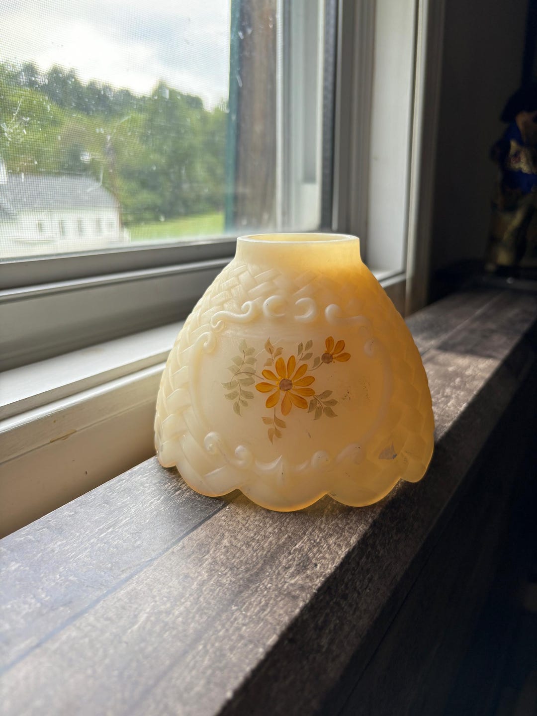 Fenton Hand Painted LAMP PART Lamp Shade in Custard Glass Artist Signed ...