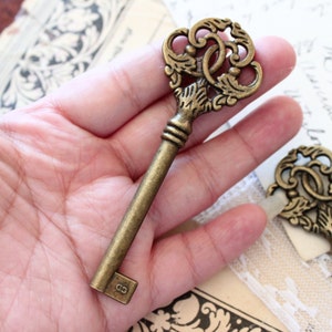Extra Large Skeleton Key Giant 3.5'' Double Sided Antique Brass ...