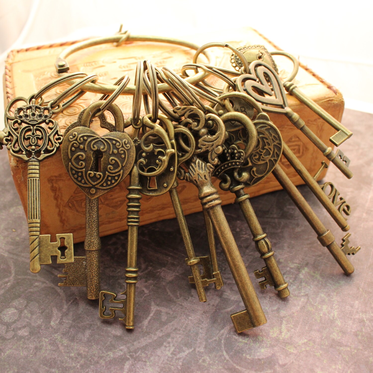 Set of 12 Large Skeleton Keys With 4 Locks on A Big Ring - Etsy