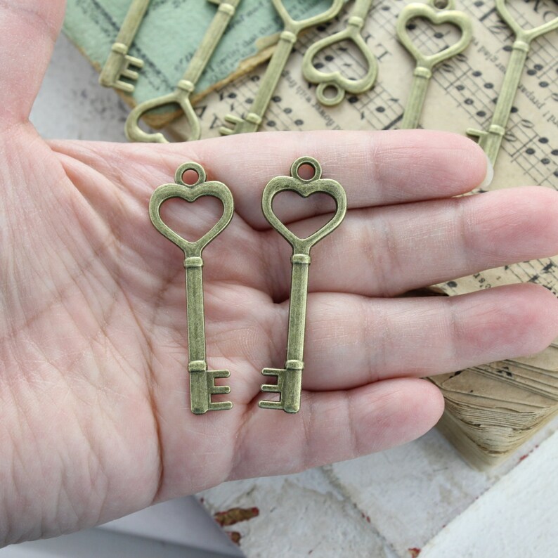 CLEARANCE 40 Pcs Brass Heart Skeleton Key Charm Double Sized Steampunk ...