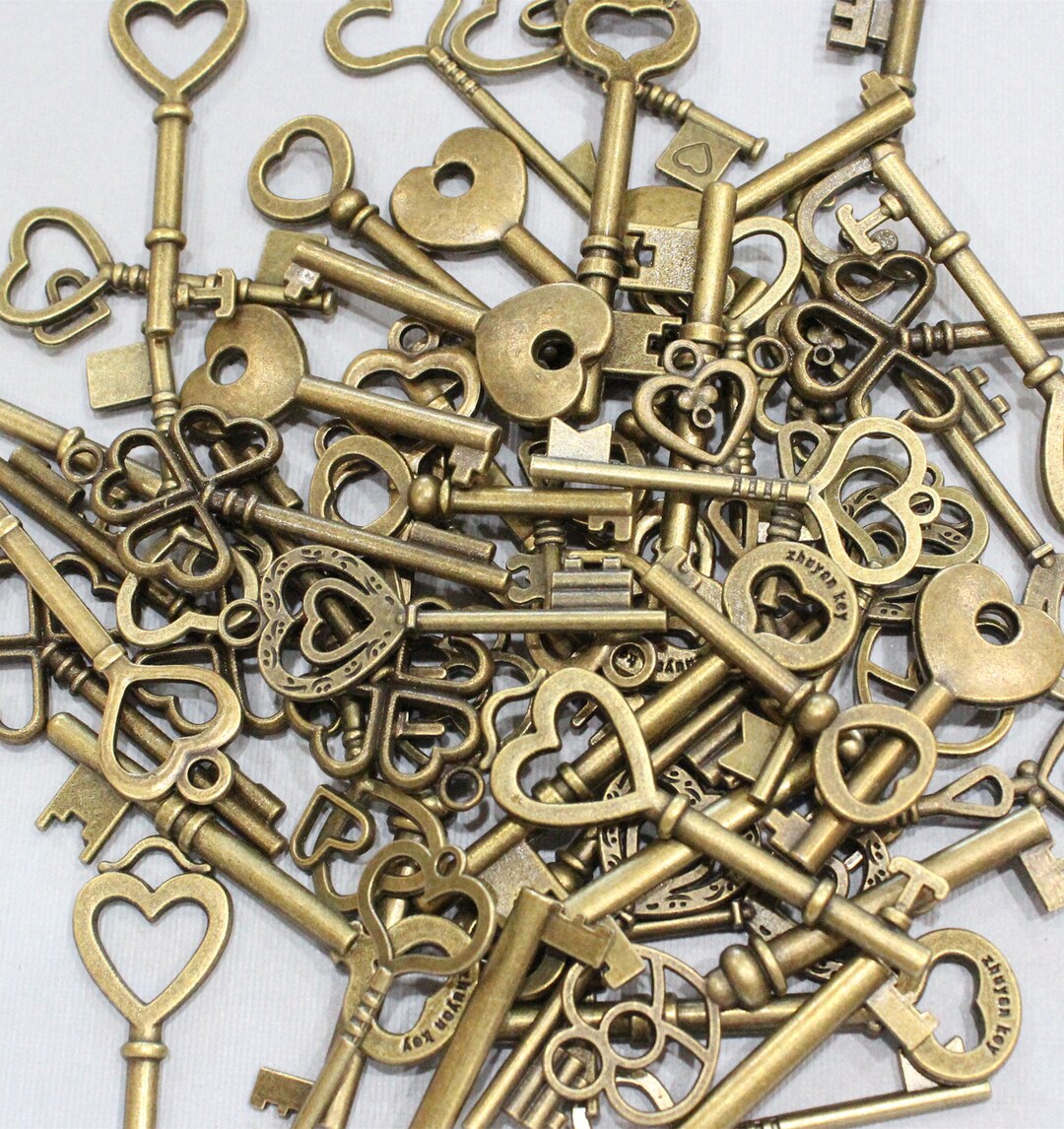 8 Oz 1/2 Pound Heart Skeleton Keys Mix Antique Brass Wholesale Wedding ...
