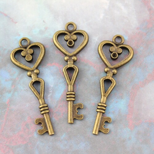50 Heart Keys Double Sided Antique Silver Steampunk Supplies - Etsy