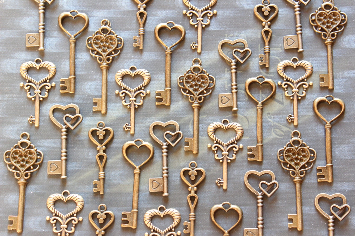 50 Heart Skeleton Key Collection Antiqued Brass Wedding Key - Etsy