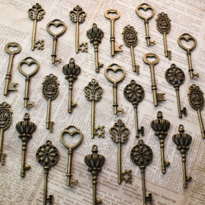 60 Vintage Style Keys Collection Antique Brass Wedding Key Scrapbooking ...