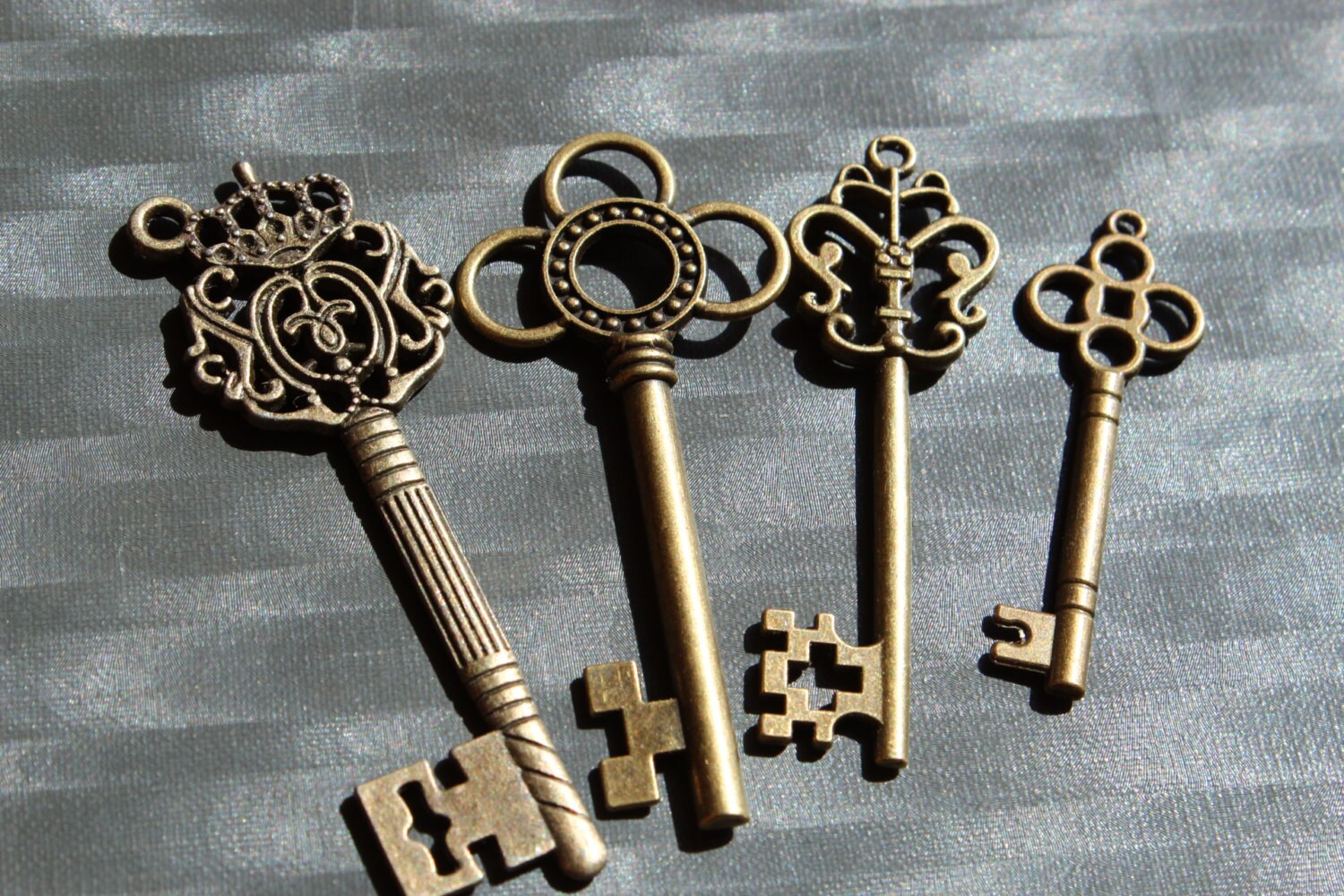Skeleton Key Collection Antiqued Bronze Double Sized Wholesale - Etsy