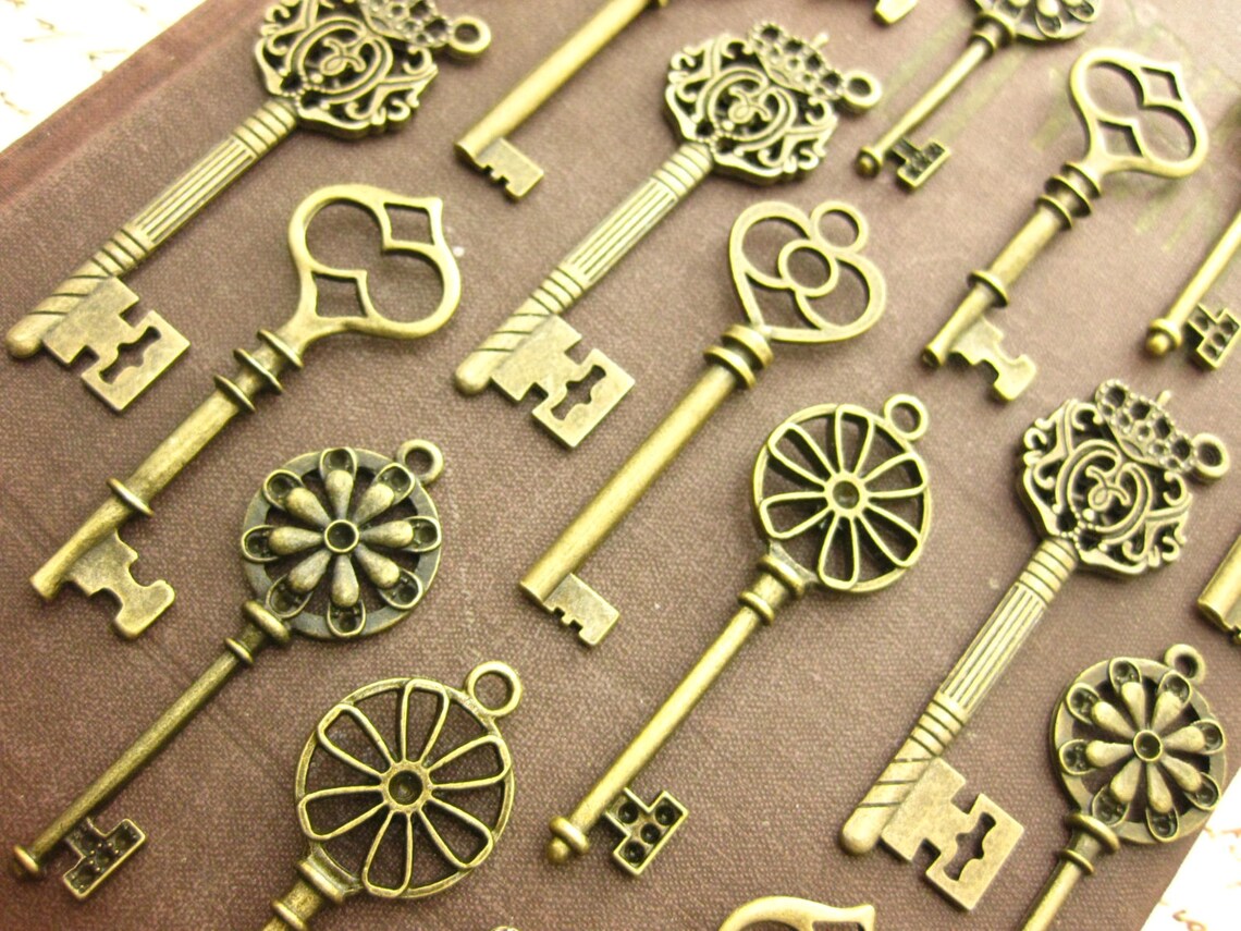 30 Large Skeleton Key Collection Antiqued Bronze Vintage Style - Etsy