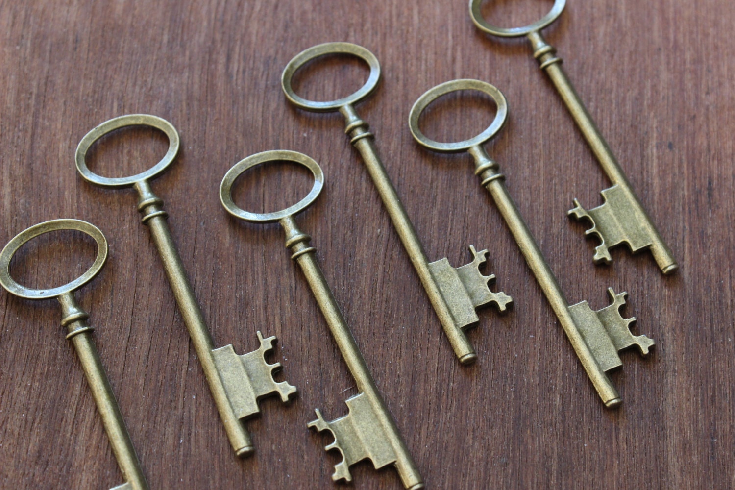 10 Pcs Large Antique Brass Double Sided Skeleton Key Charms Steampunk ...