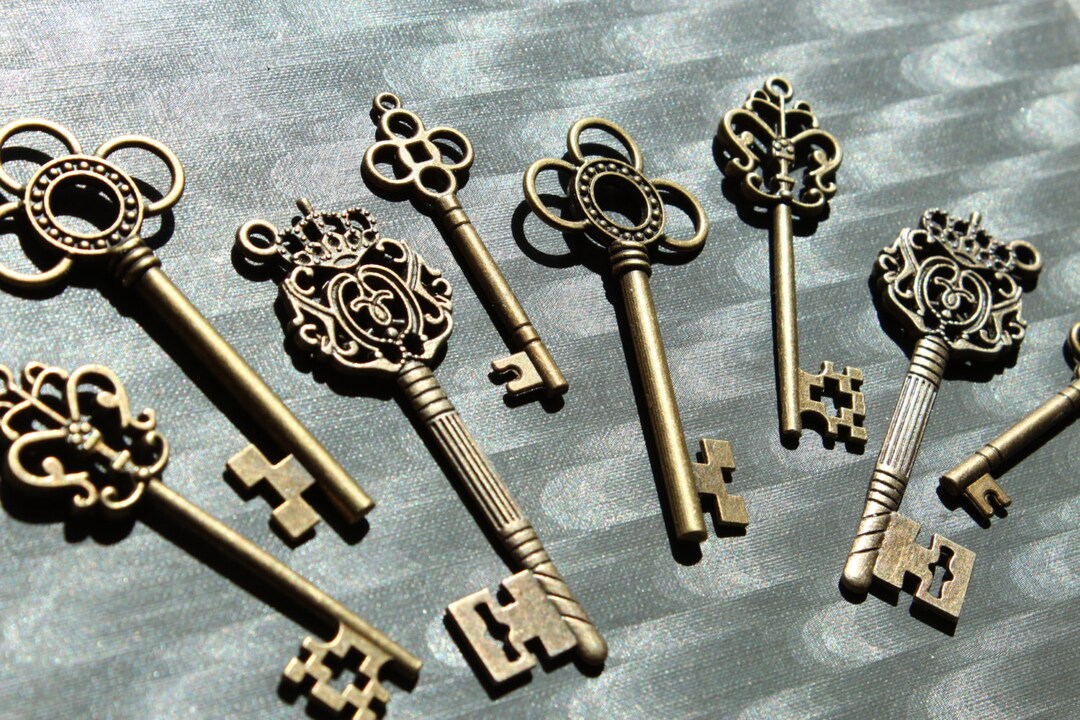 100 Vintage Style Skeleton Key Collection Antiqued Bronze Double Sized ...
