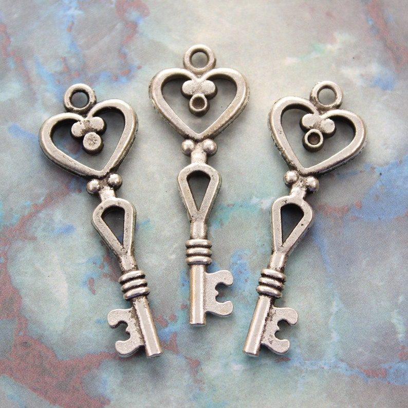 50 Heart Keys Double Sided Antique Silver Steampunk Supplies | Etsy