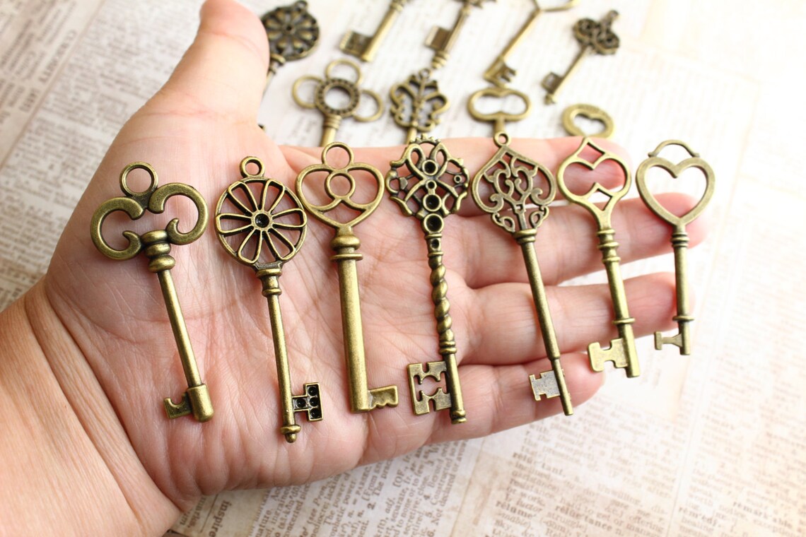 32 Antique Bronze Skeleton Key Collection Vintage Style - Etsy
