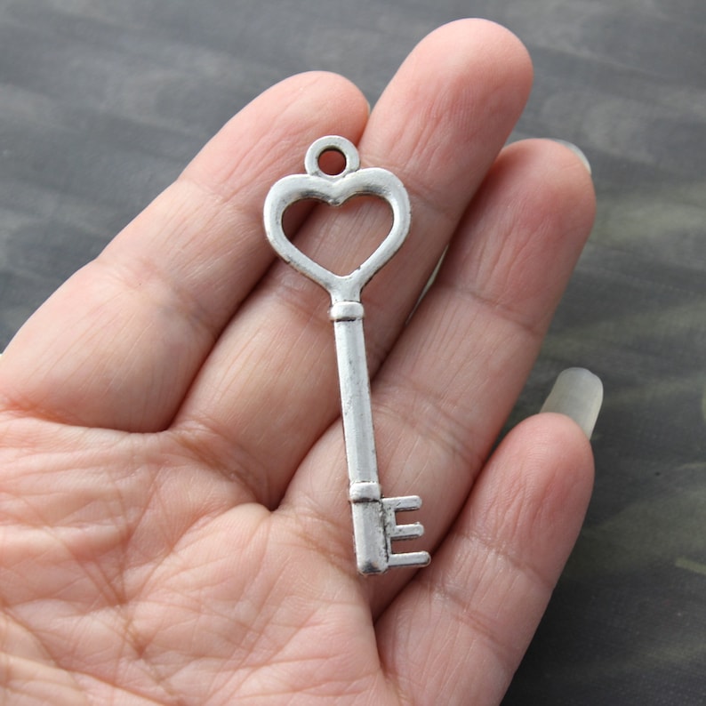 10 Heart Skeleton Keys Double Sided Antique Silver | Etsy