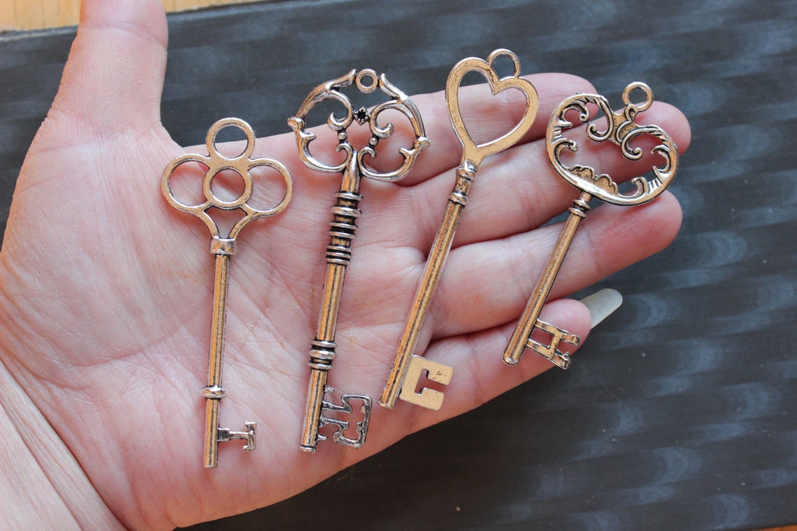 12 Large Skeleton Key Collection Antiqued Silver | Etsy