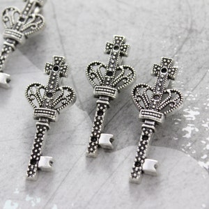 10 Pcs Antique Silver Skeleton Key Charm Cross Heart Keys - Etsy