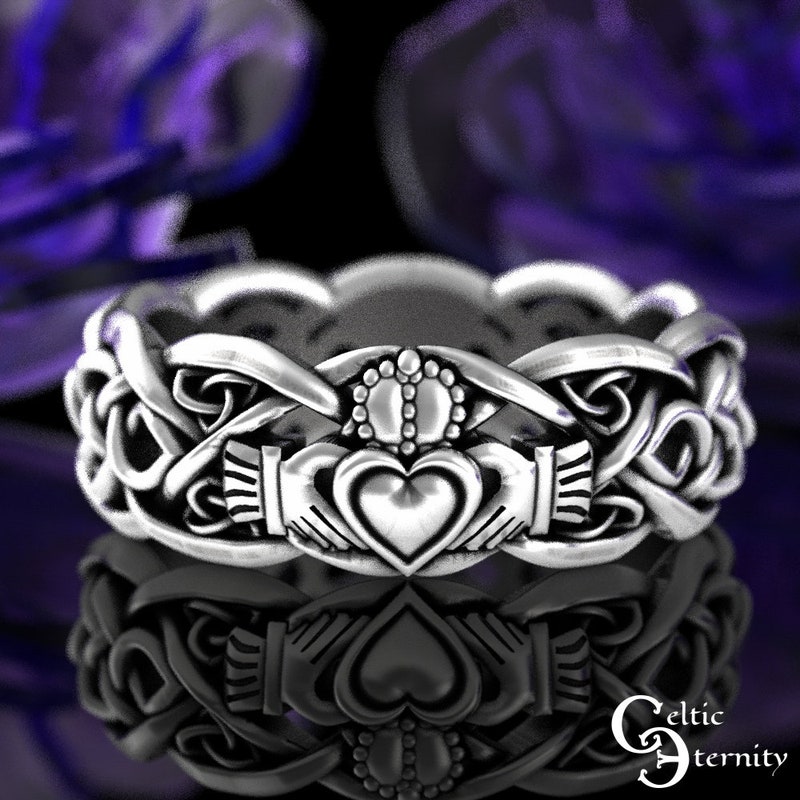 Claddagh Ring - Etsy