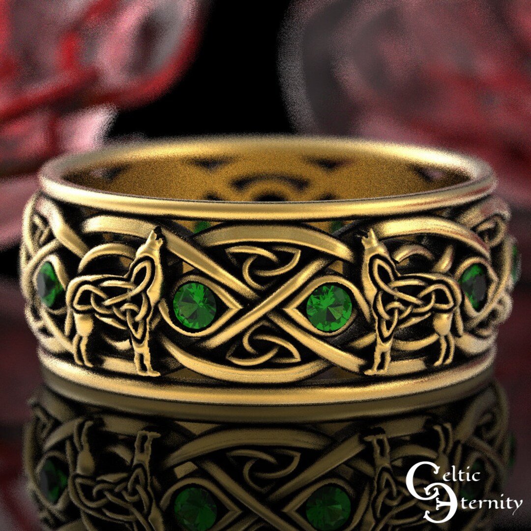 Gold Howling Wolf Ring, Emerald Wolf Wedding Band, Mens Gold Wolf ...