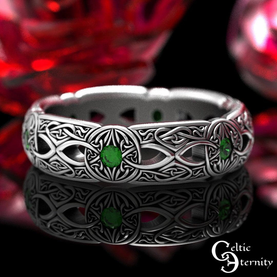 Sterling Celtic Knotwork Ring, Emerald Celtic Wedding Ring, Irish ...