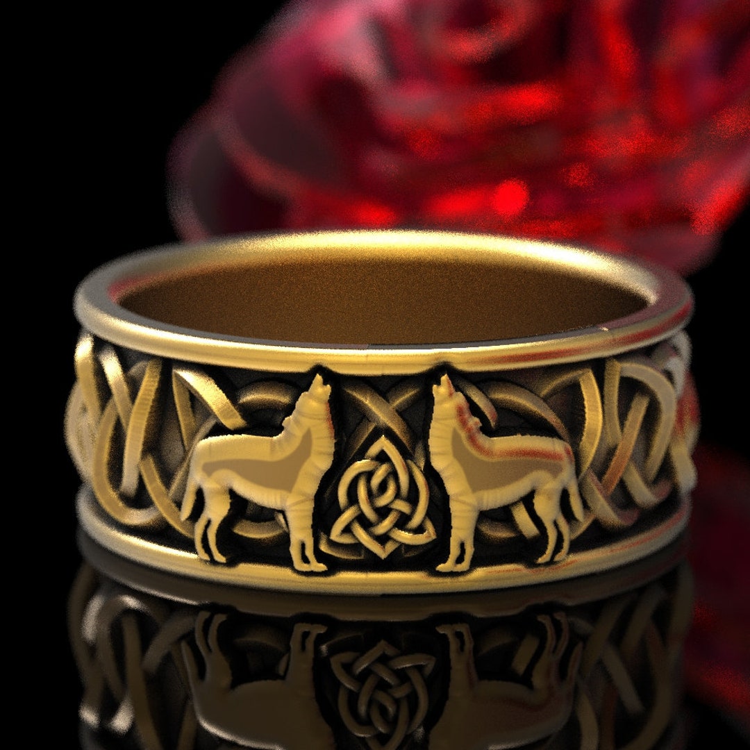 Solid Celtic Wolf Ring in Gold, Wolf Wedding Band, Celtic Animal Ring ...