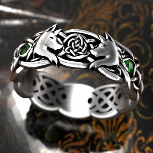 Emerald Wolves Wedding Band, Sterling Celtic Wolf Ring, Womens Wolf ...