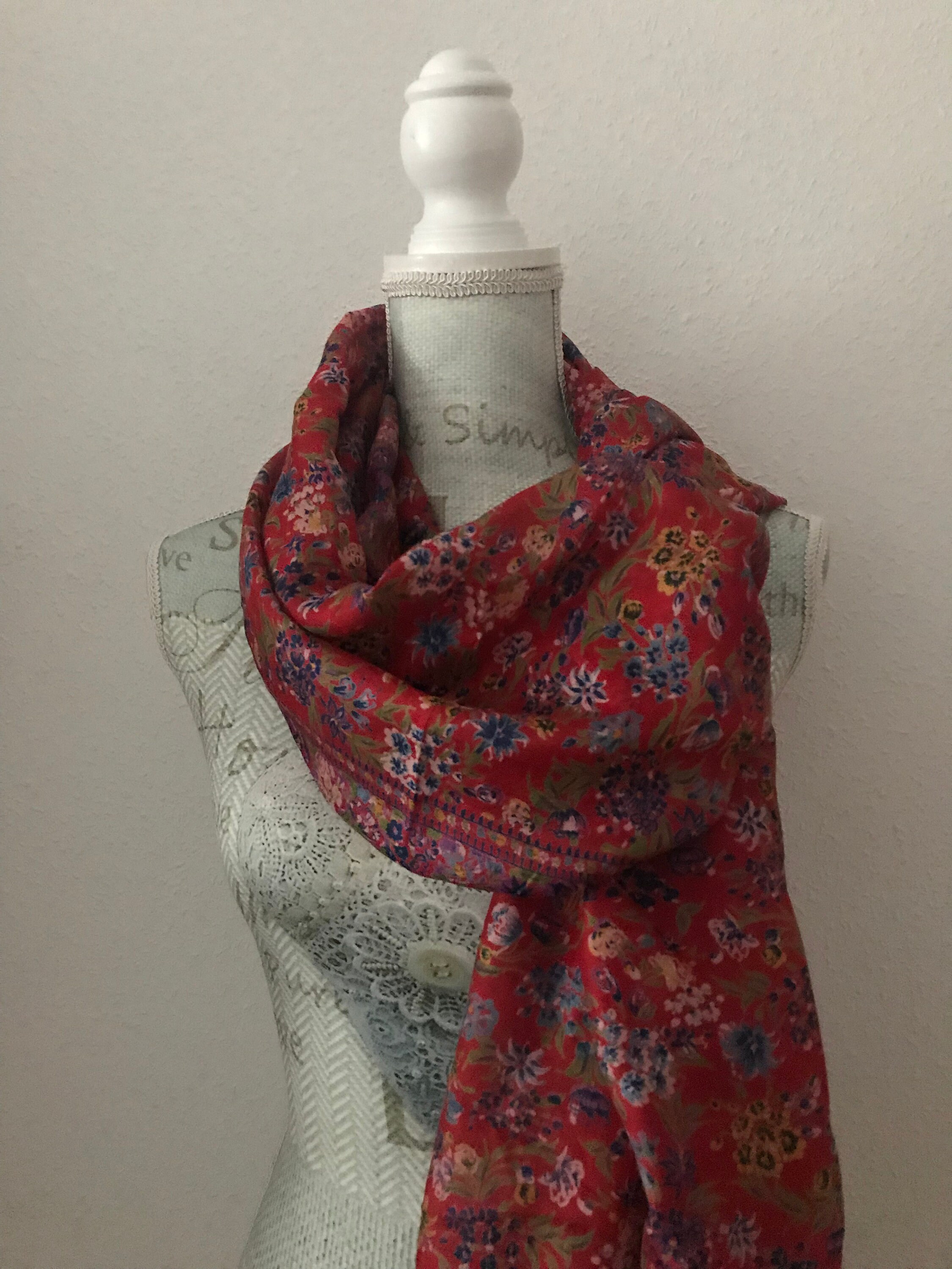 Pure Silk Beautiful, Floral Print Recycled Saree Scarf 42x72 - Etsy Denmark