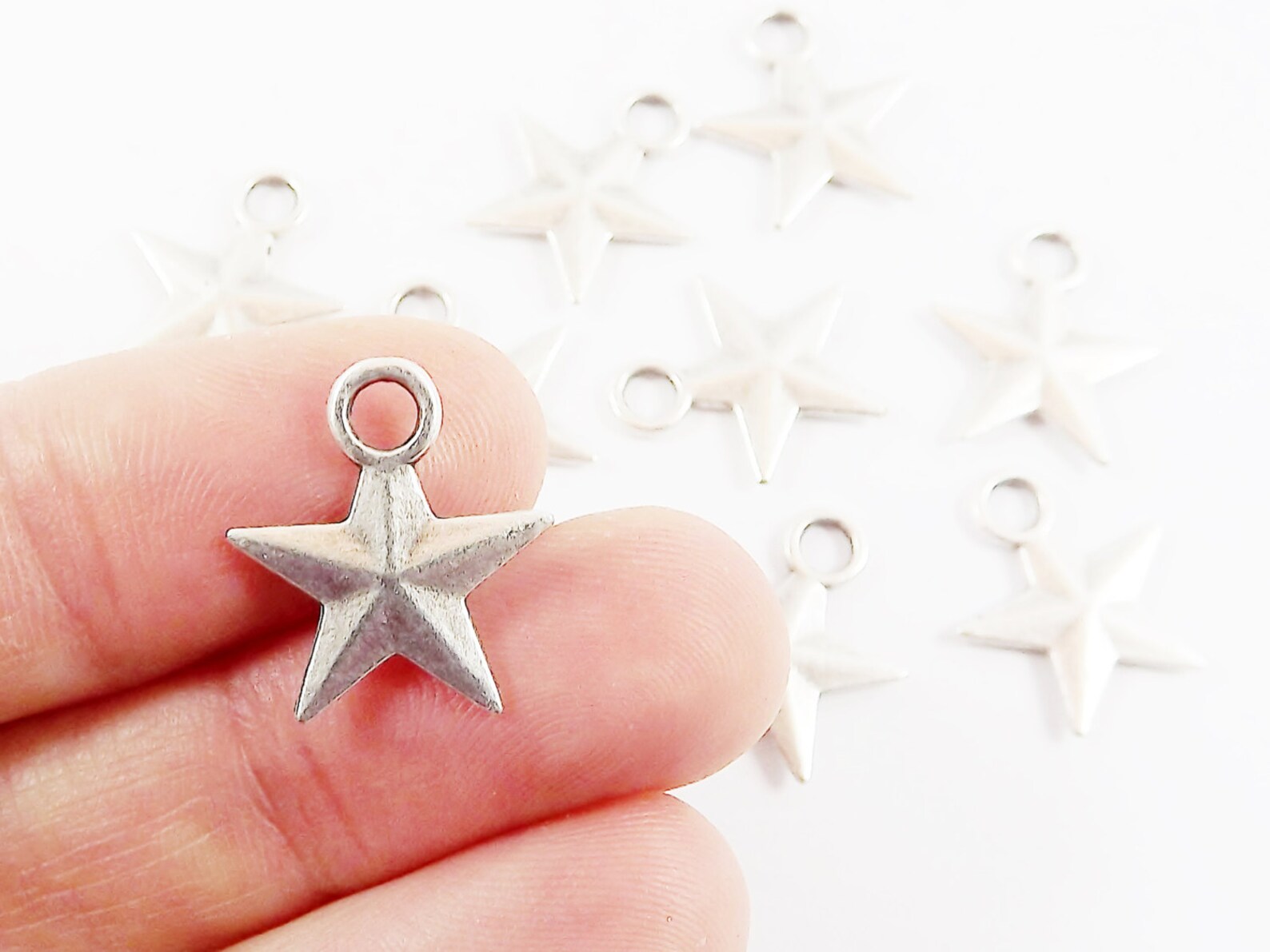 10 Silver Star Charms Silver Stars Small Star Pendants Drop - Etsy
