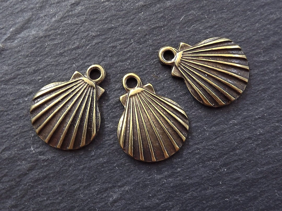 Bronze Shell Charm Pendants, Seashell Charms, Clam Shell, Scallop Shell ...