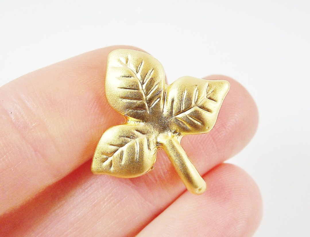 3 Vine Leaf Pendant Charms - 22k Matte Gold Plated - Etsy