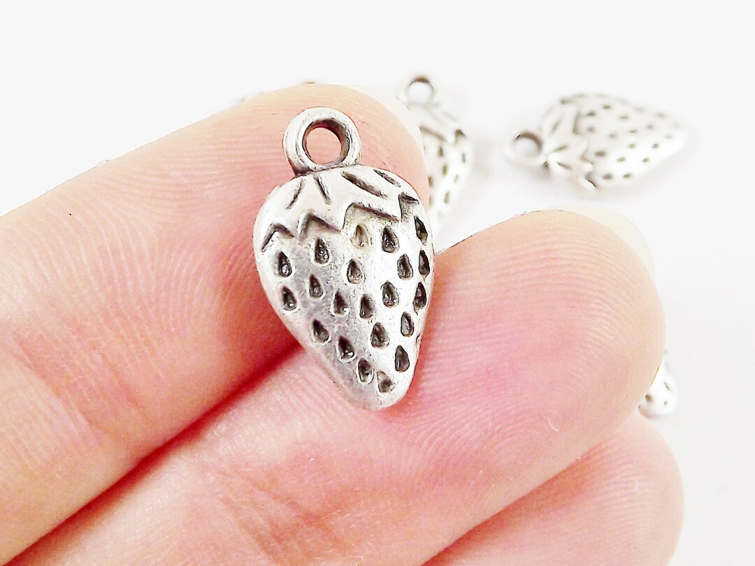 6 Strawberry Charms - Matte Silver Plated - Etsy
