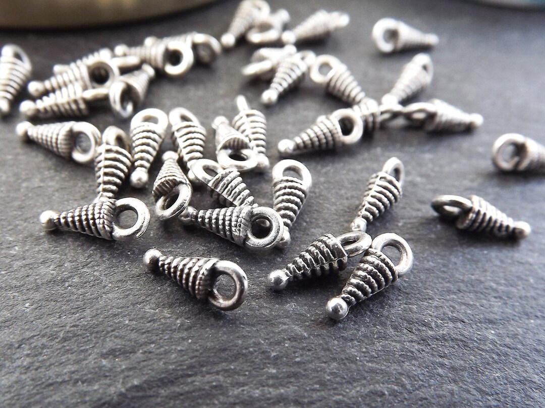 Mini Silver Spike Charms, Spiral Pointy Spike Charm Pendulum Pendants ...