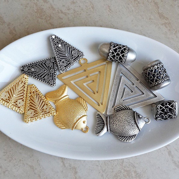 2 Large Multi Strand Flat Triangle Filigree Cone Connector | Etsy